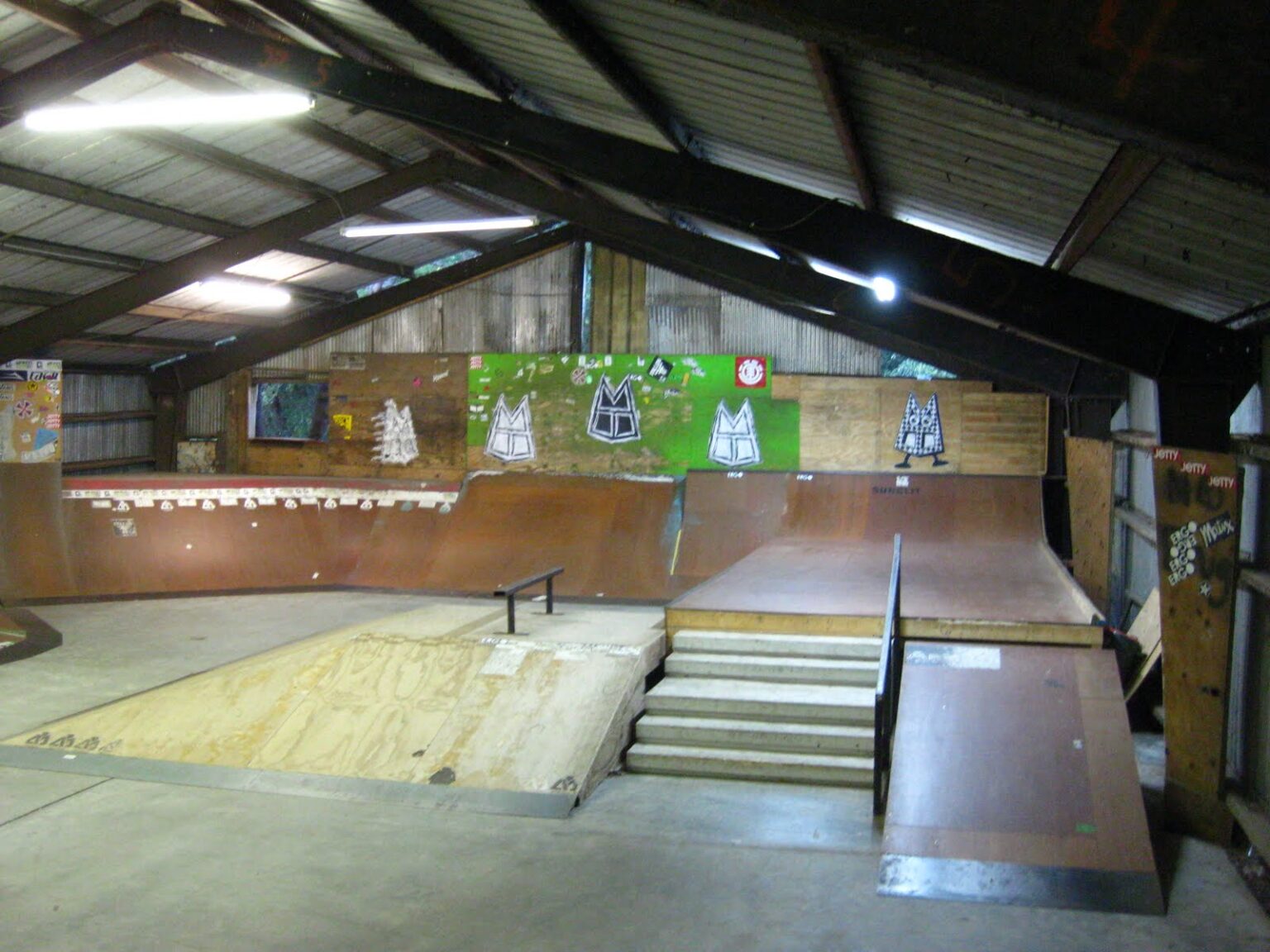 The Skate Barn Hampstead NC - Best Skatepark in North Carolina