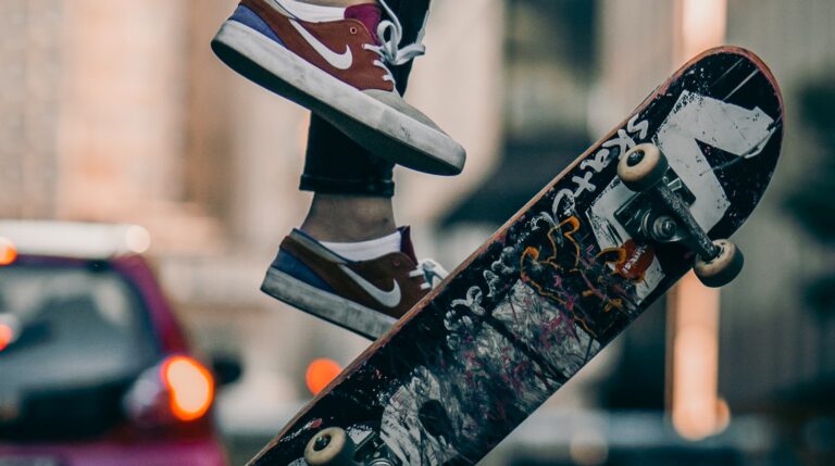 30 Beginner Skateboard Tricks with Step-by-Step Guides, GIFs, & Slow-Mo ...